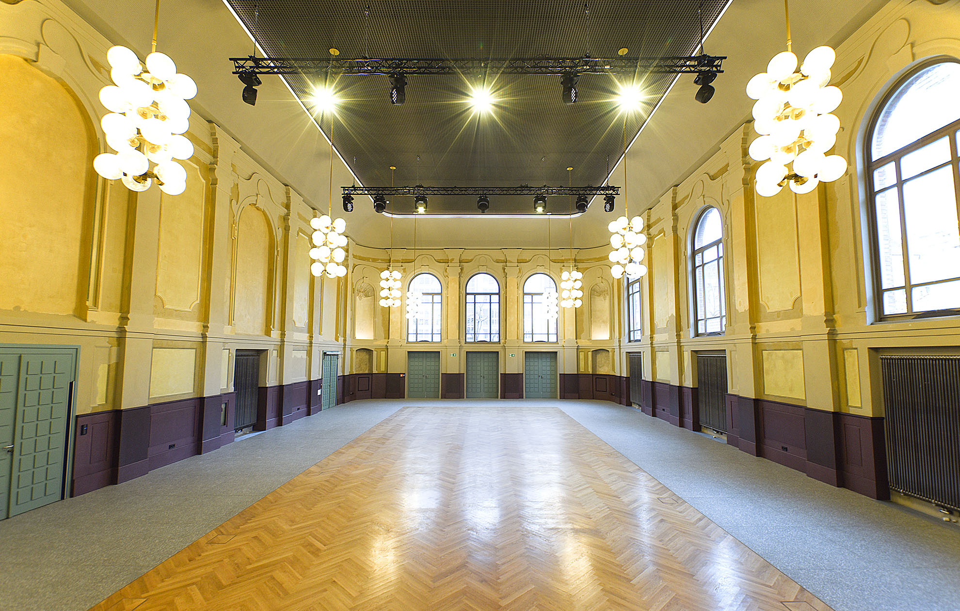 Festsaal | Bildungs- und Kulturzentrum Peter Edel